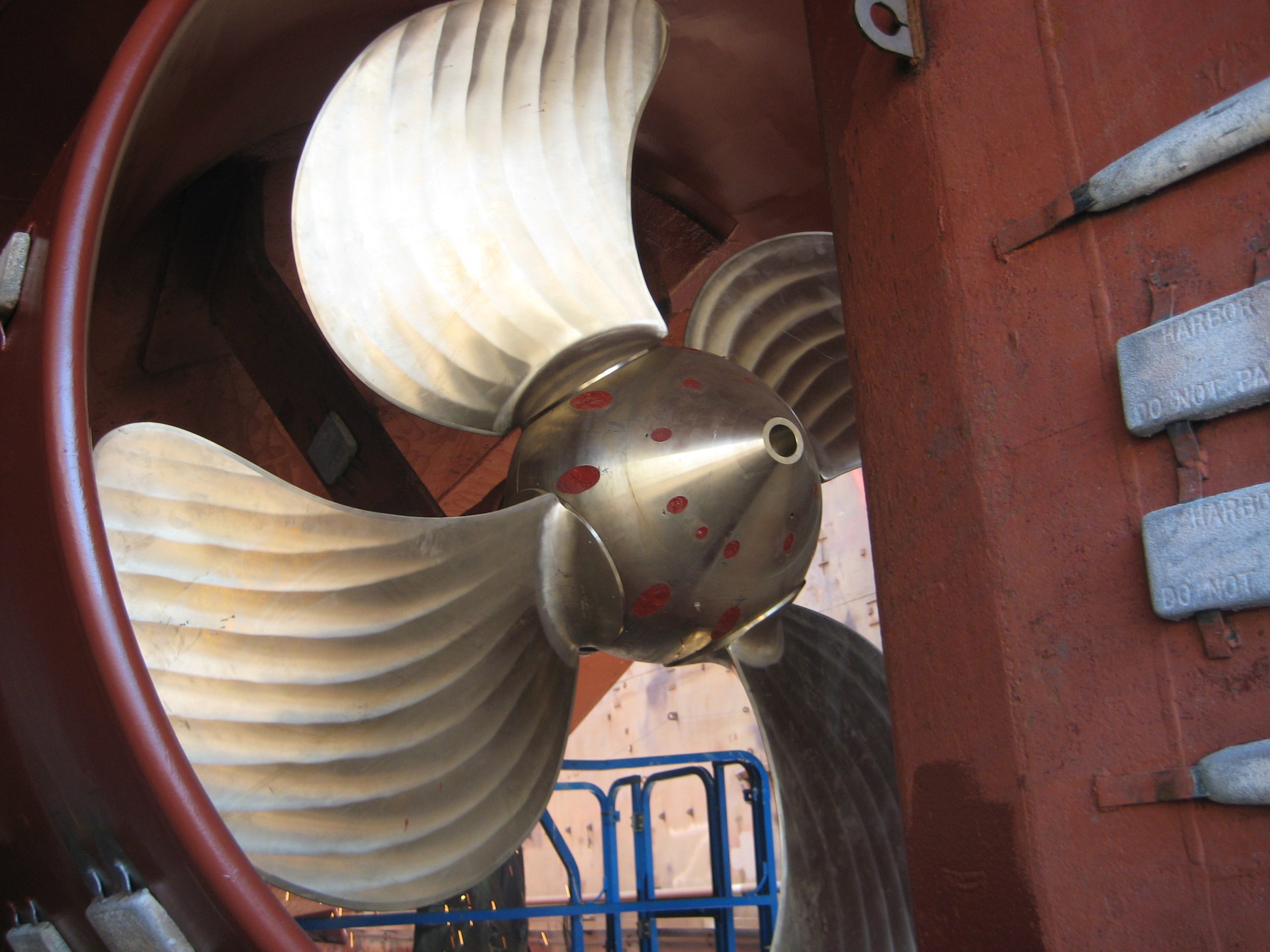 Sales Engineer Opening at Hundested Propeller - OYS Rigging